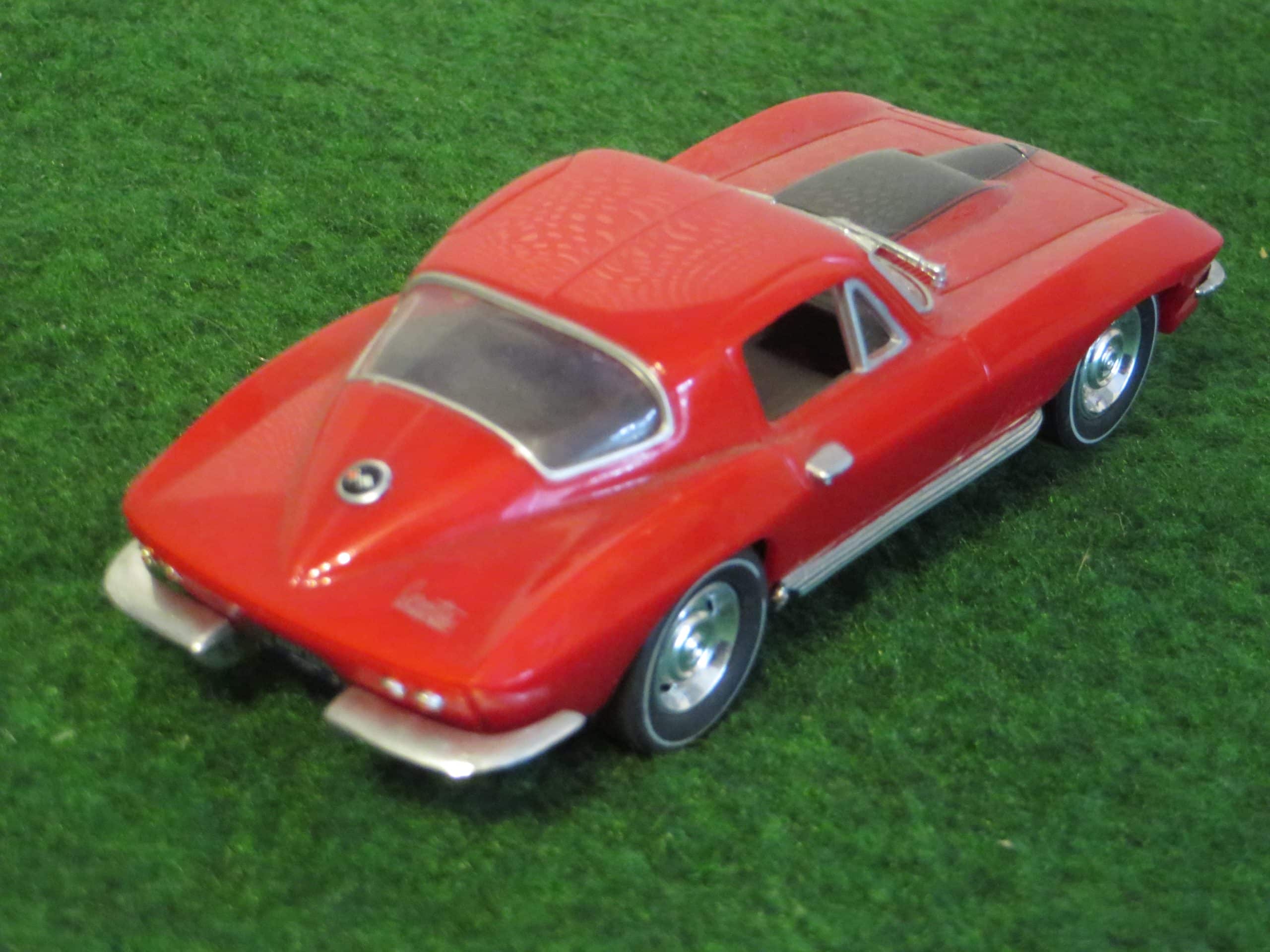 CORVETTE STINGRAY | Slotcar Garage Belgium