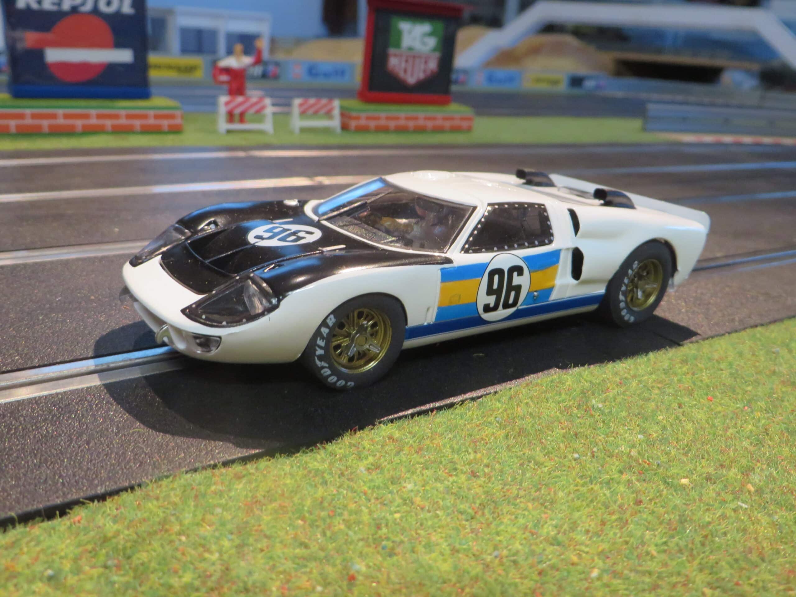 FLY FORD GT40 | Slotcar Garage Belgium
