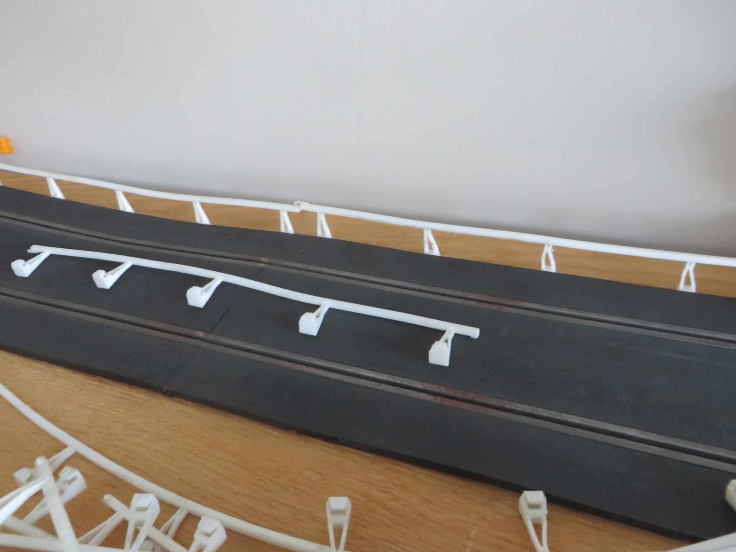 SCALEXTRIC OLD SCHOOL BARRIERS | Slotcar Garage Belgium