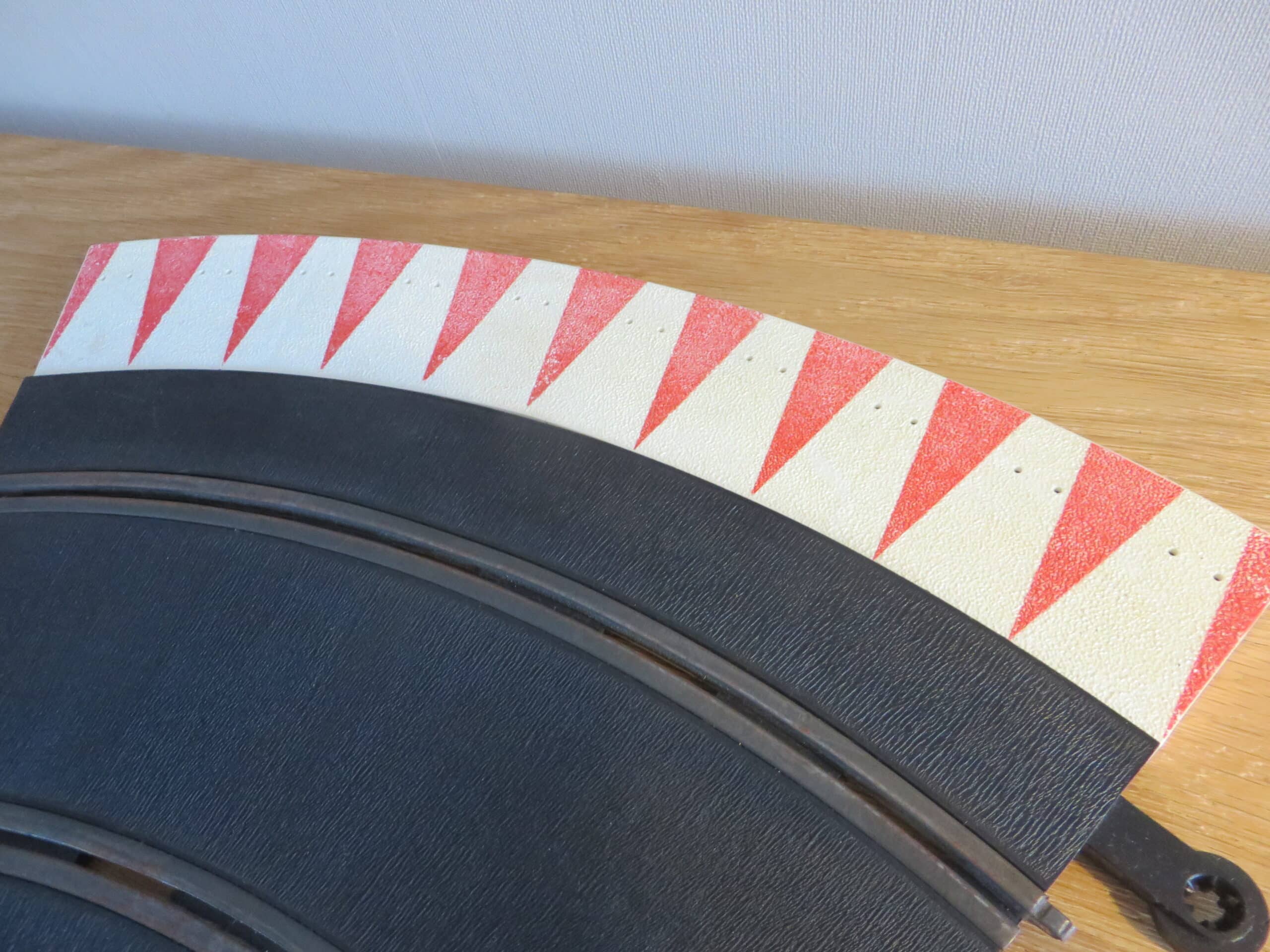 SCALEXTRIC OUTER CURVE BORDER R2 | Slotcar Garage Belgium