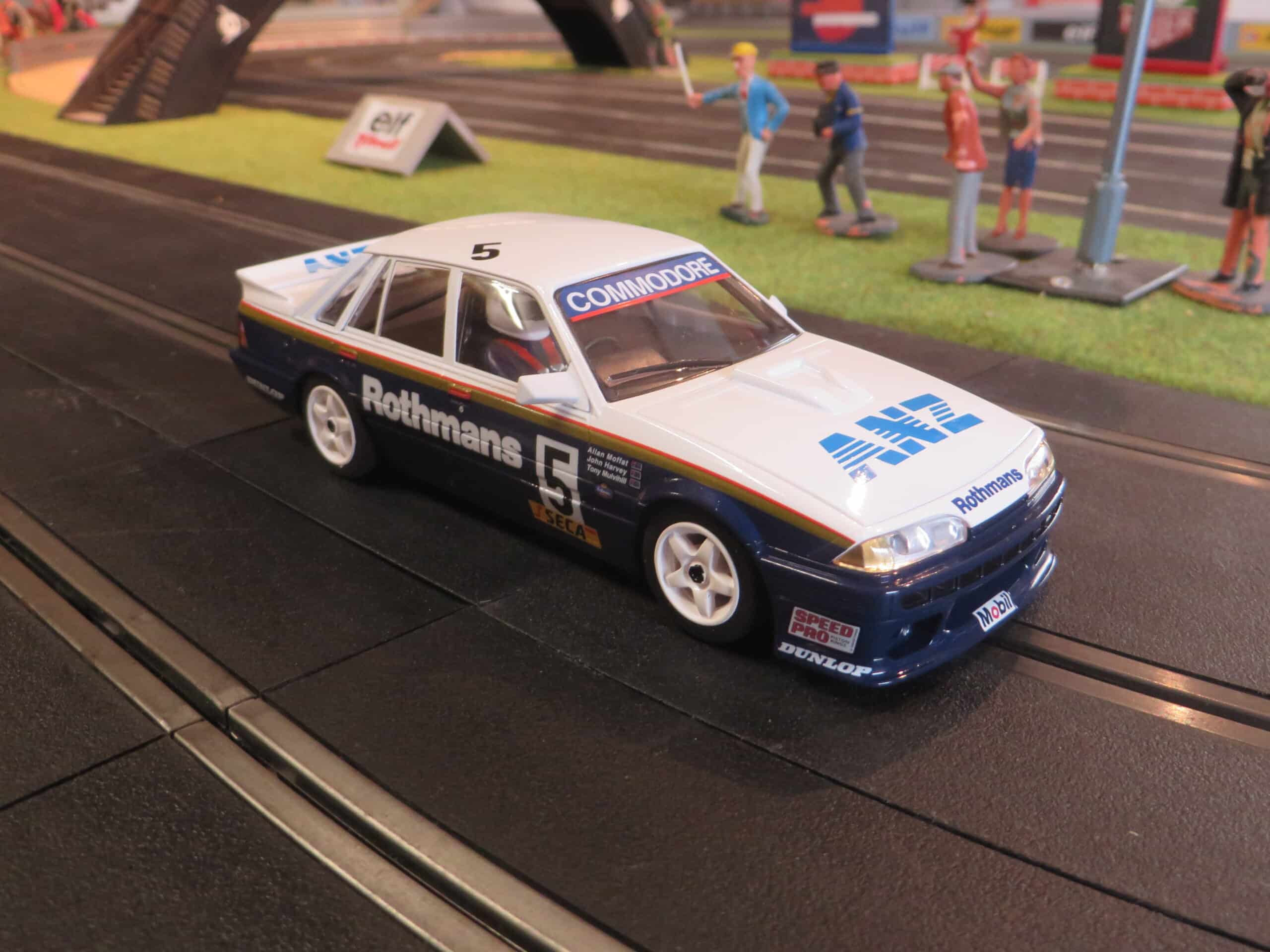 SCALEXTRIC HOLDEN VL COMMODORE | Slotcar Garage Belgium