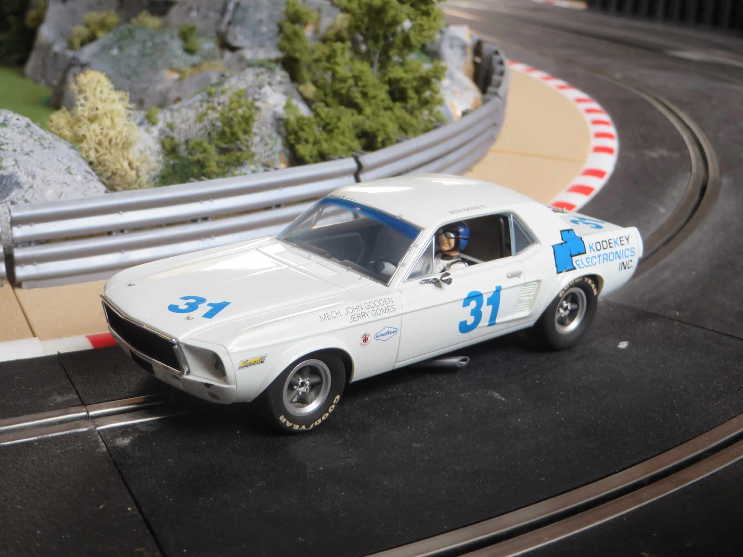 PIONEER MUSTANG NOTCHBACK '67 | Slotcar Garage Belgium