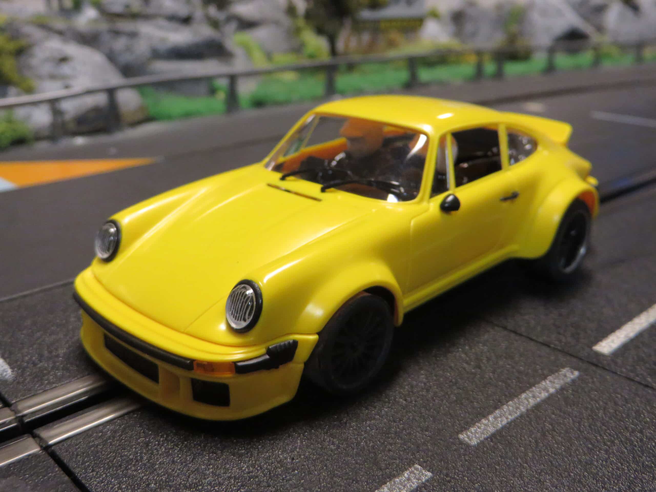 FLY RACING PORSCHE 911 | Slotcar Garage Belgium