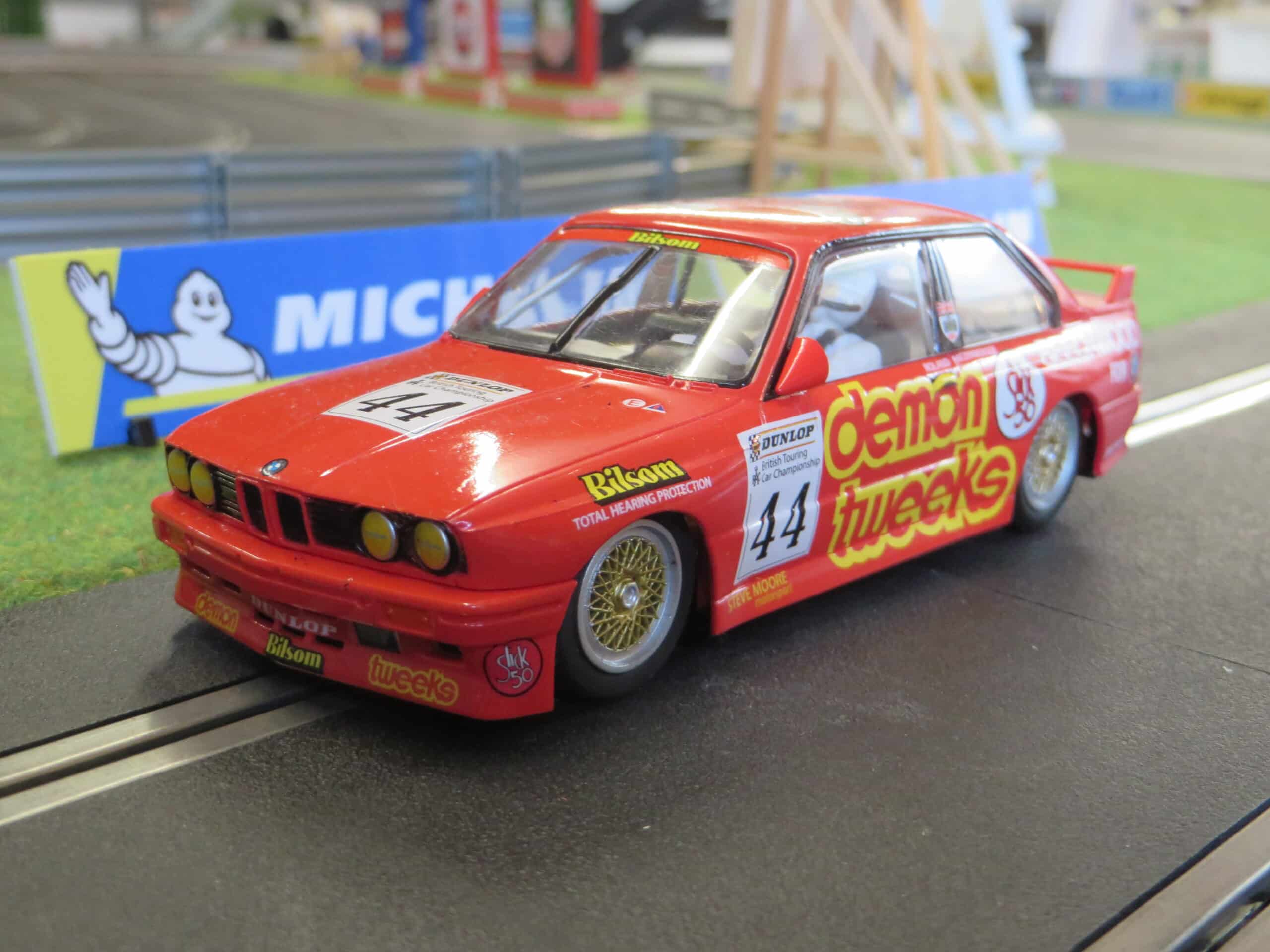 SCALEXTRIC BMW E30 M3 (DIGITAL PLUG CARSON) | Slotcar Garage Belgium